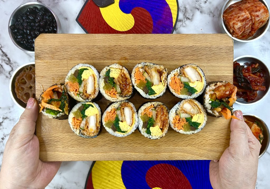 Gochujang Fried Chicken Katsu Gimbap with Cheese 김밥